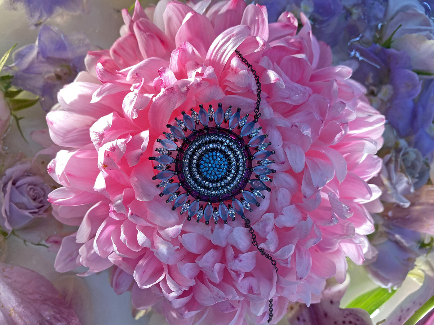 Uzurii Luxury Footwear | Officiële Webshop